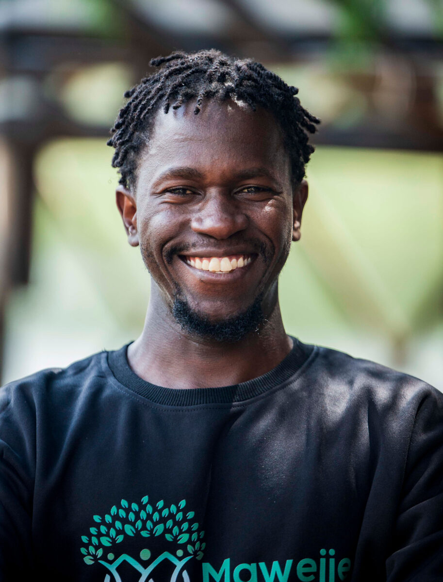 Mawejje Creations: Using Plant-Based Materials to Address Fast Fashion ...